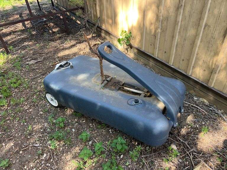 35gal Portable RV Gray Tank - Peterson Land & Auction LLC
