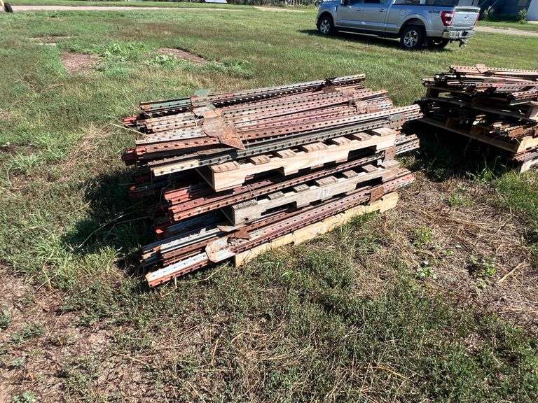 (50) 6ft Steel Posts - OFFSITE - Peterson Land & Auction LLC