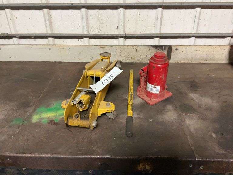 2T Floor Jack + 6T Bottle Jack - Peterson Land & Auction LLC