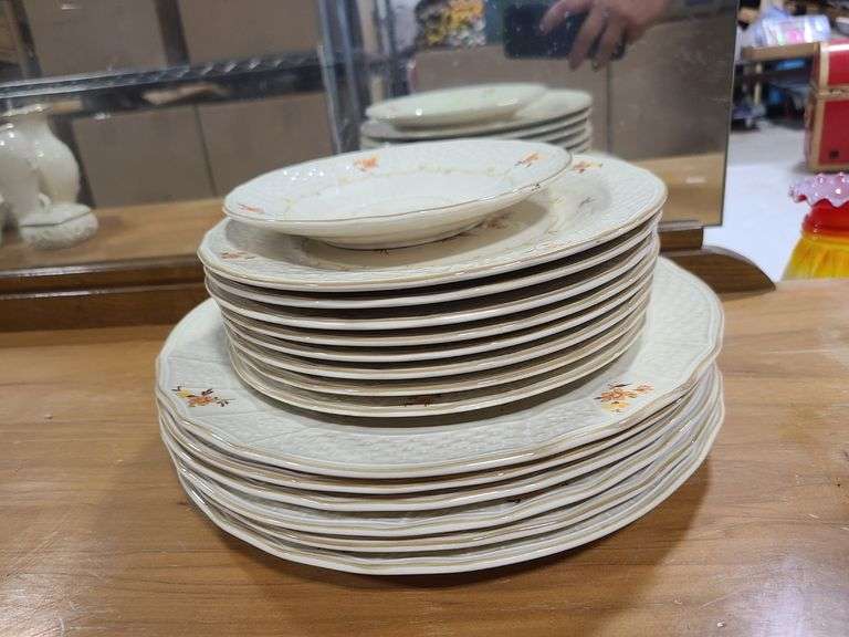 Mikasa Fine Ivory Dishes - Prime Time Auctions, Inc.