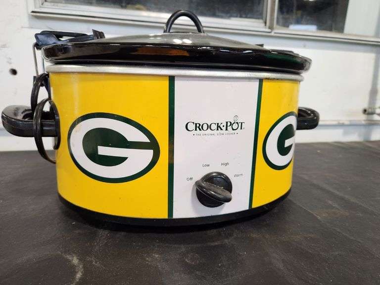 Greenbay Packer Crock-Pot - Prime Time Auctions, Inc.