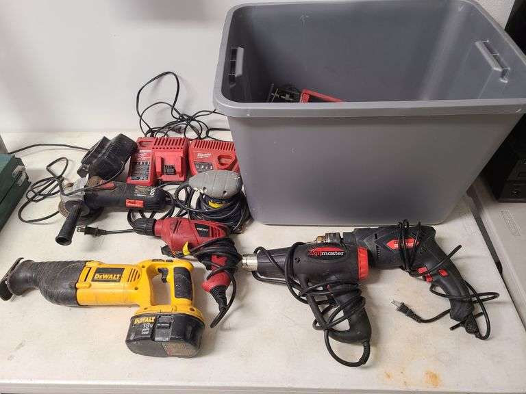 Drill Master Power Tools, DeWalt Sawzall - Prime Time Auctions, Inc.