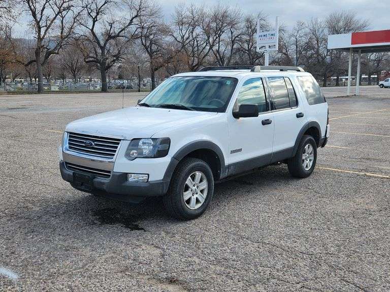 2006 Ford Explorer XLT - Prime Time Auctions, Inc.