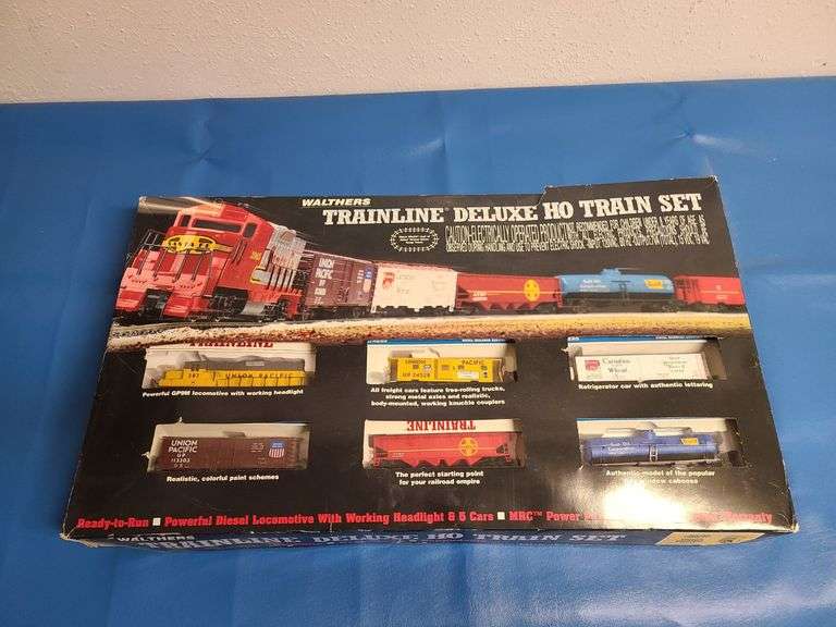Walthers Trainline Train Set - Prime Time Auctions, Inc.