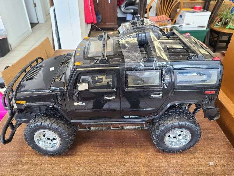 Radio Control Hummer (Over 24" Long) - Prime Time Auctions, Inc.