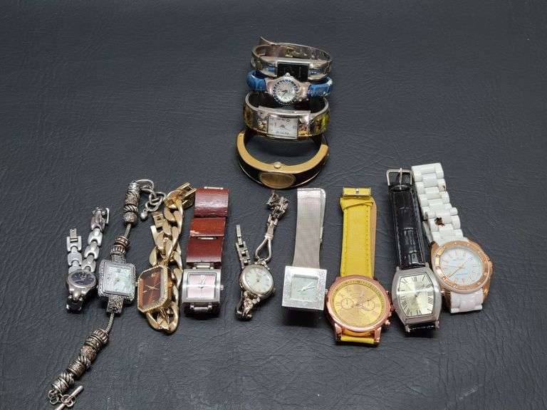 13) Women's Watches - Prime Time Auctions, Inc.