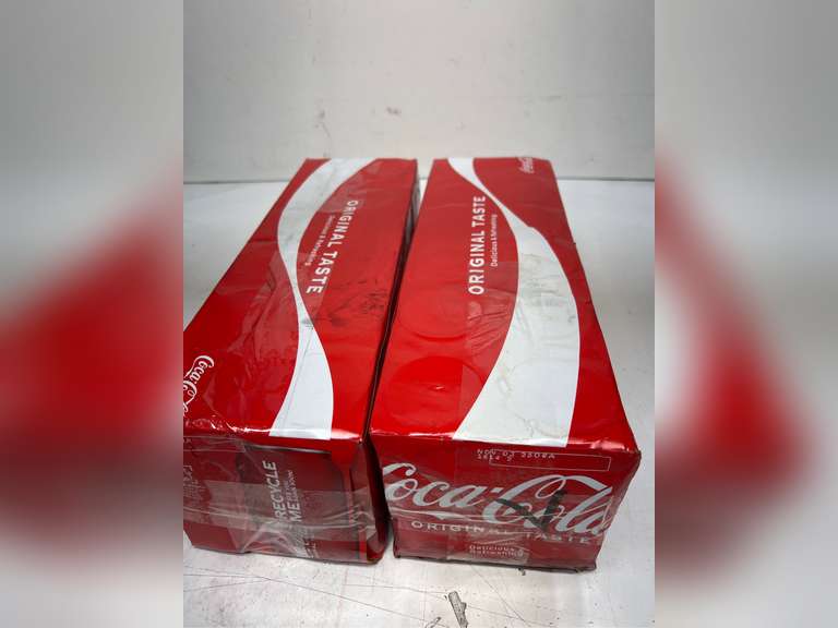Coca-Cola Fridge Pack Soda Soft Drink, 12 fl oz Cans, 24 Pack - Classic ...