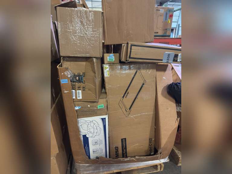 Pallet of mixed items 100 - Quarter Price