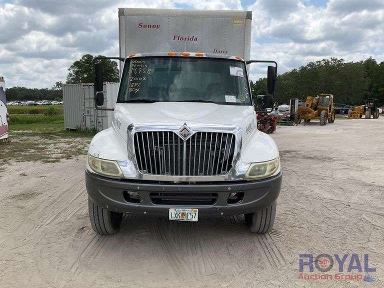 2004 International 4300 Reefer 18 Ft Box Truck - Royal Auction Group