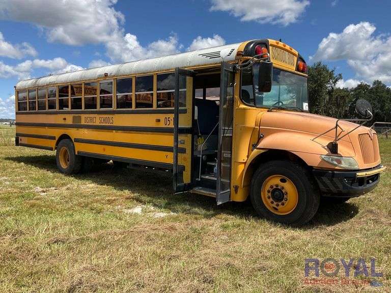 2005 IC Corporation PB105 Bus - Royal Auction Group