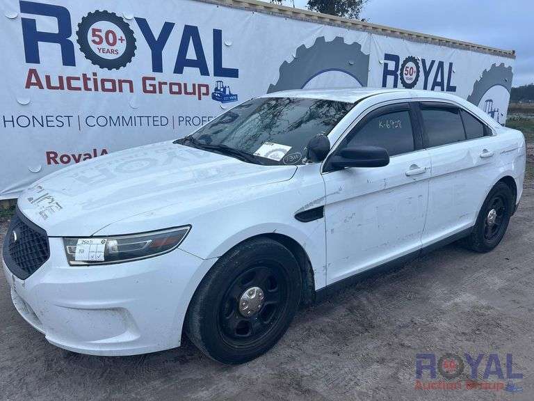 2015 Ford Taurus AWD Sedan - Royal Auction Group