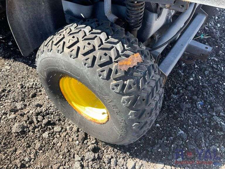 2000 John Deere HPX615E Gator 4x4 Utility Vehicle - Royal Auction Group