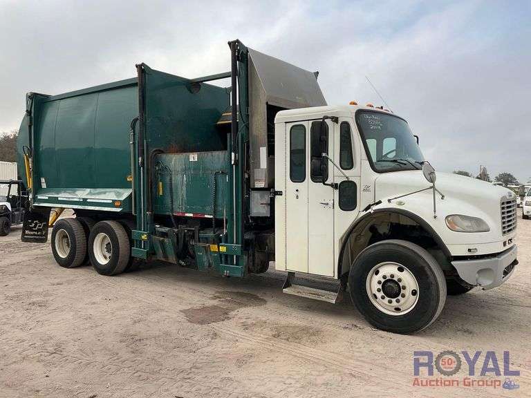 2014 Freightliner M2 106 Side Loader Garbage Truck - Royal Auction Group