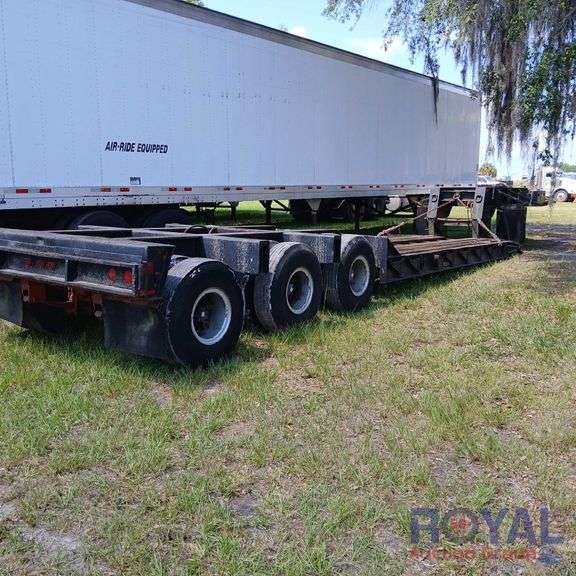 1982 Font Tri-Axle Low Boy Trailer 17 Ft well - Royal Auction Group