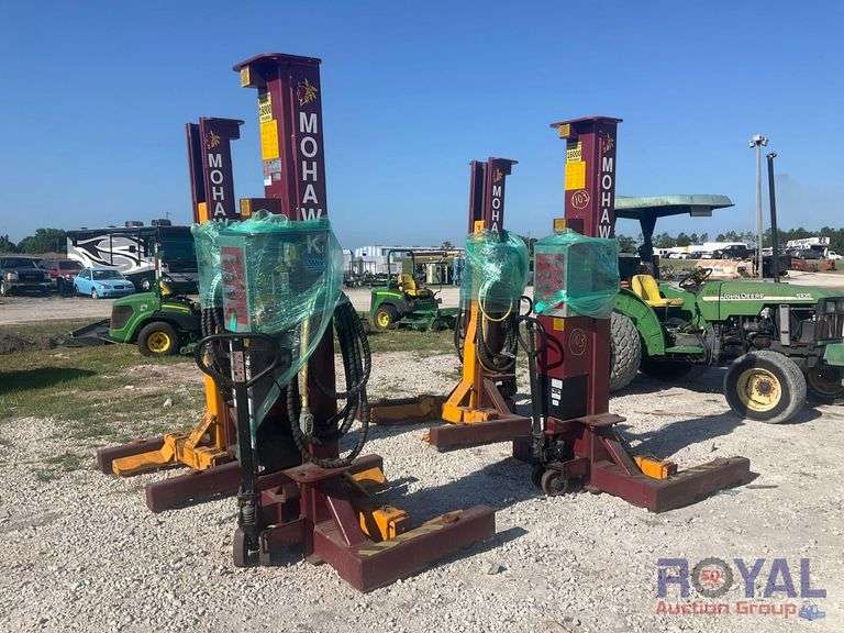 Mohawk MP-18-030 Mobile Vertical Column Lift - Royal Auction Group