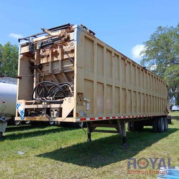 2002 Steco SE028696 Push Out 38Ft Sludge Trailer - Royal Auction Group