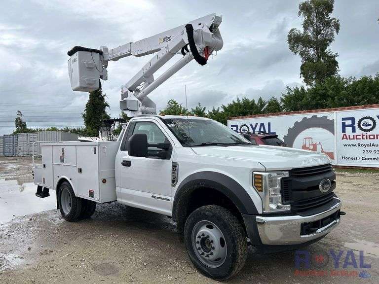 2019 Ford F550 4x4 Altec Bucket Truck - Royal Auction Group