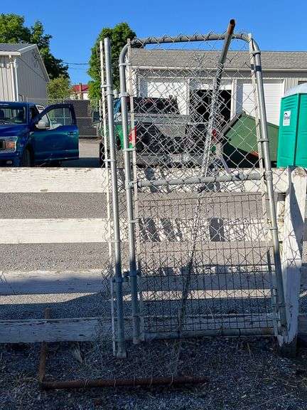 Chain Link Fence & Door - Rogers Community Auction Inc.