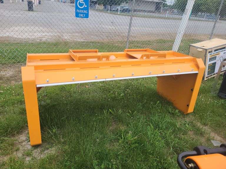 Wolverine 72" Snow Pusher - Rogers Community Auction Inc.
