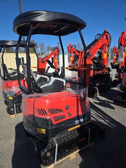 TPM TPM-16 Mini Excavator W/ Blade, Thumb & Pilot Controls - Rogers ...