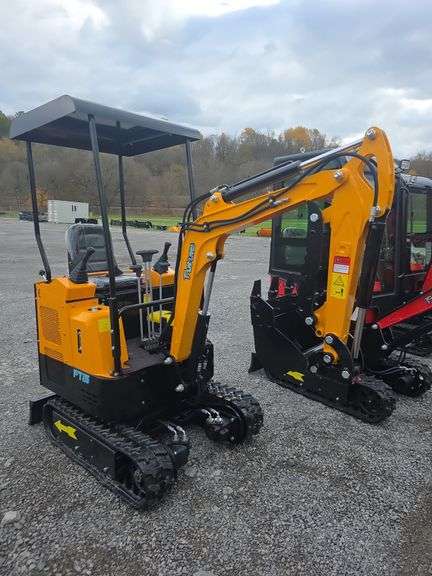Future FT15 Mini Excavator w/ Pilot Controls - Rogers Community Auction ...