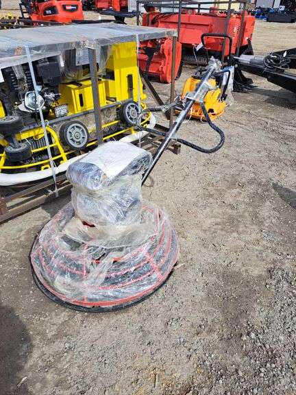 Fland FL-1 Power Trowel - Rogers Community Auction Inc.