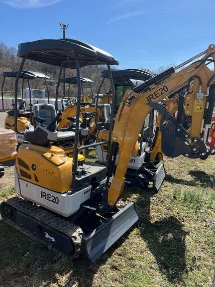 IRE 20 Mini Excavator w/ Kubota Diesel Engine, Hyd. Thumb - Rogers ...