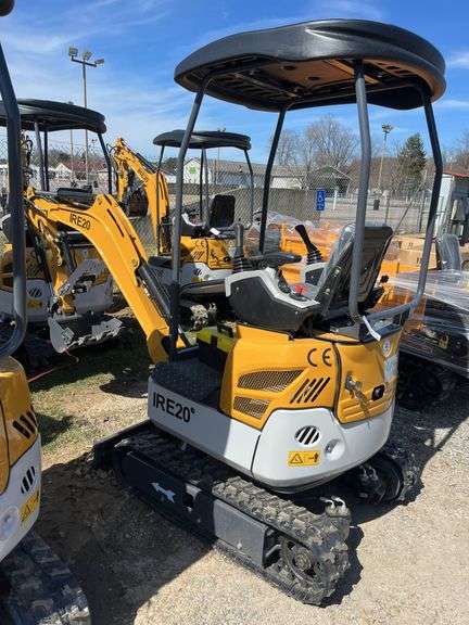 IRE 20 Mini Excavator w/ Kubota Diesel Engine, Hyd. Thumb - Rogers ...