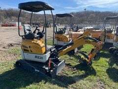 IRE 20 Mini Excavator w/ Kubota Diesel Engine, Hyd. Thumb - Rogers ...