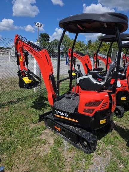 TPM TPM-16 Mini Excavator W/ Blade, Thumb & Pilot Controls - Rogers ...