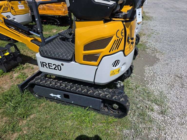 IR IRE20 Mini Diesel Excavator w/ Pilot Control, Hyd Thumb & Blade ...