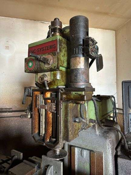 CNC Systems Mill, Anilam Crusader Series M Control System - RES Auction Services