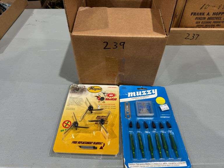 (6) Muzzy 130 Grain Turkey Broadheads & (3) Magnus 100 Grain Turkey ...