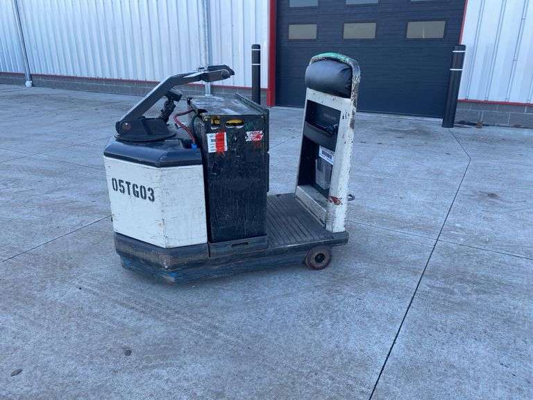 Crown TR33560-200 Electric Warehouse Tug - RES Auction Services