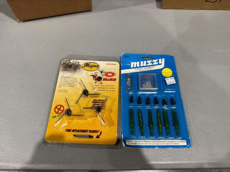 (6) Muzzy 130 Grain Turkey Broadheads & (3) Magnus 100 Grain Turkey ...