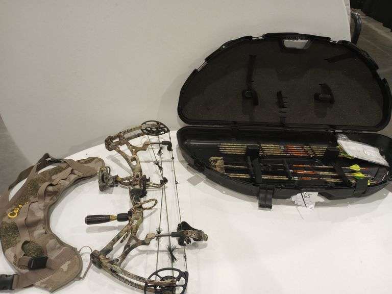 Bear compound with trophy ridge sight, cabela`s sling, and case - RES ...