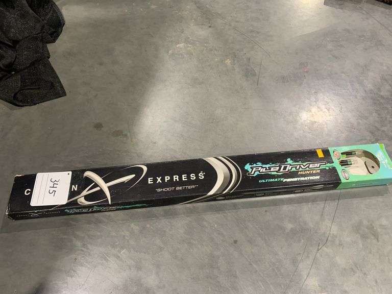 (5) Carbon Express Pile Driver Arrows - RES Auction Services