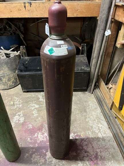 60” Argon Tank - RES Auction Services