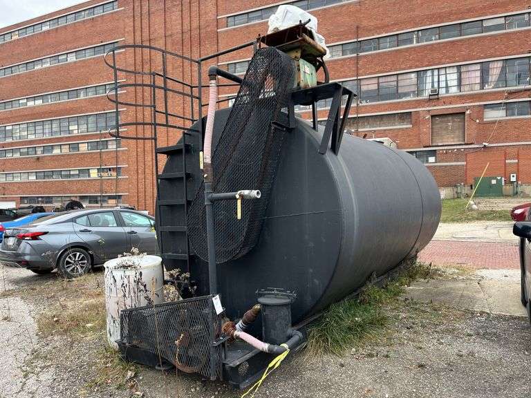 6,000 Gallon Asphalt Pavement Sealer Bulk Storage Tank - RES Auction ...