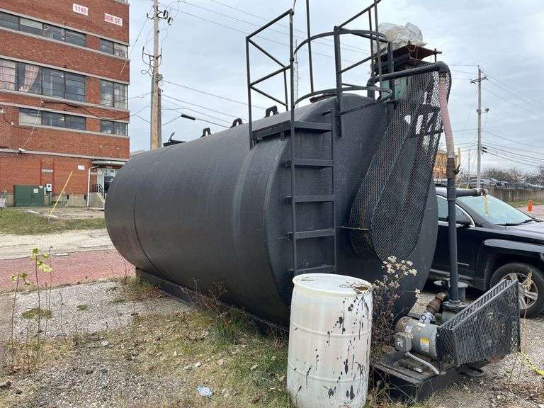 6,000 Gallon Asphalt Pavement Sealer Bulk Storage Tank - RES Auction ...