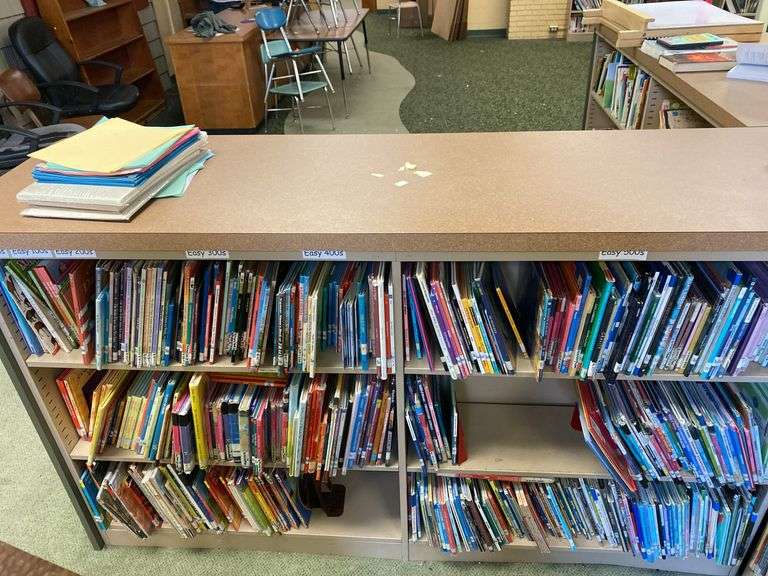 Book shelf with books - RES Auction Services