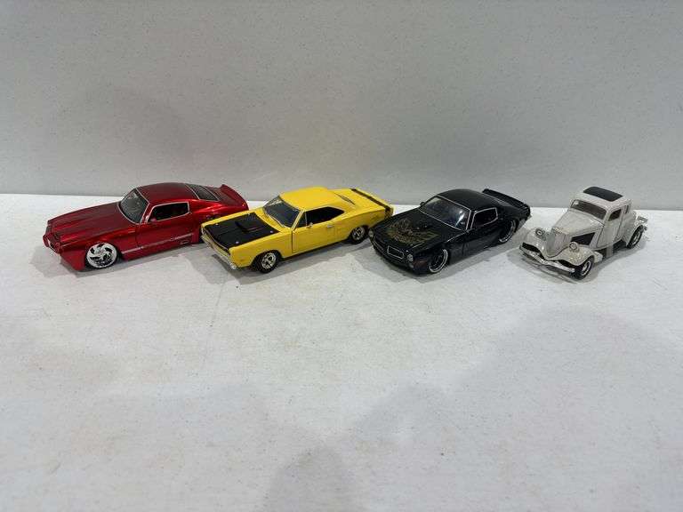 1970 Firebird, 1969 Dodge Coronet Super Bee, 1972 Pontiac, 1934 Ford ...