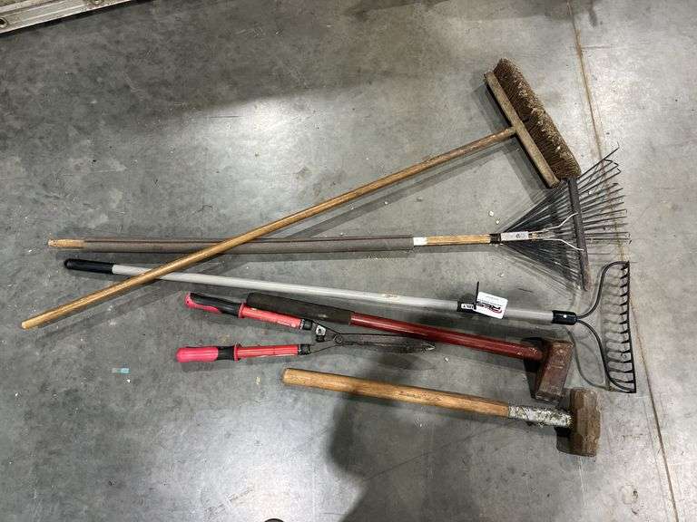 Assorted Hand Tools - RES Auction Services