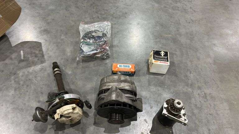(3 Boxes) Assorted Parts - RES Auction Services