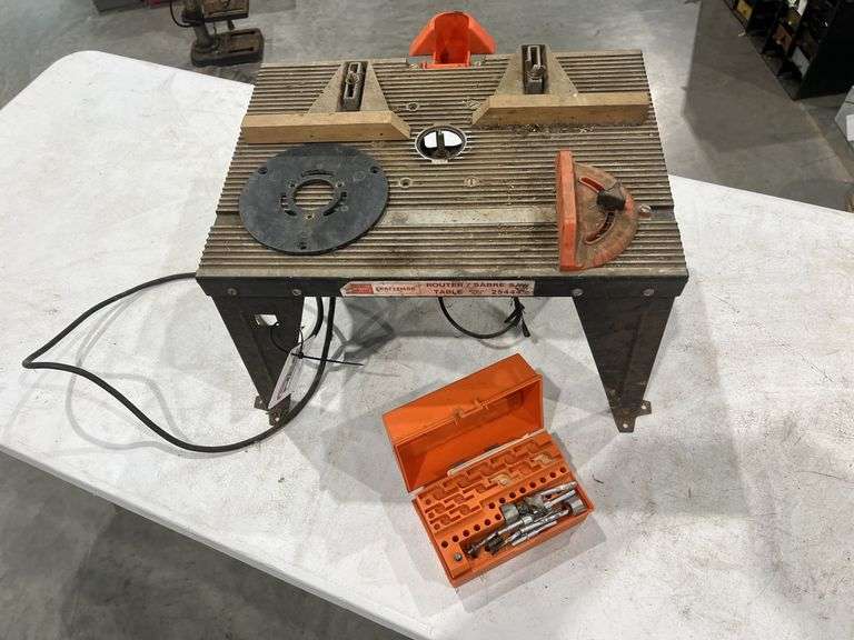 Craftsman Router Table - RES Auction Services