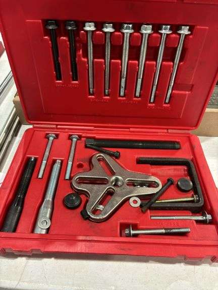 MAC steering wheel puller set - RES Auction Services