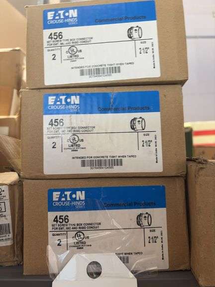 (3) 2-1/2” Set Screw Box Connectors for EMT, IMC & Rigid conduit - RES ...