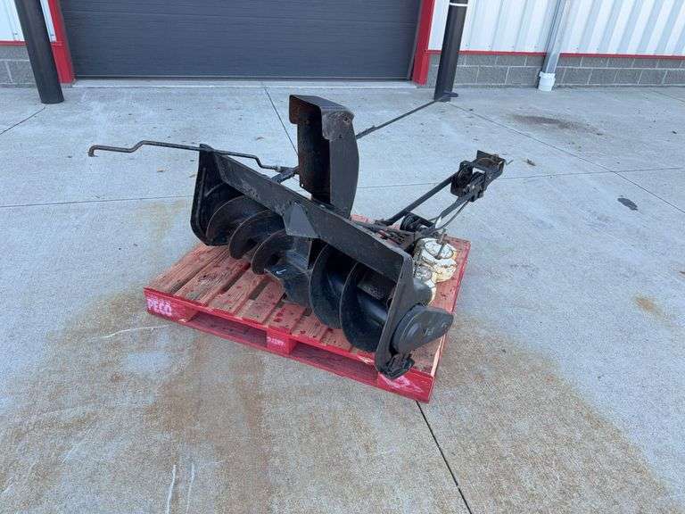 Simplicity Lawn Tractor Attachments - RES Auction Services
