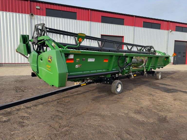John Deere 630F Grain Platform - RES Auction Services