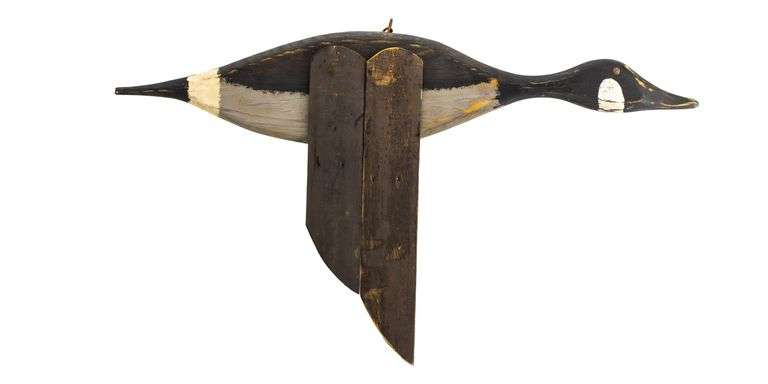Canada Goose Decorative Hanging - RES Auction Services